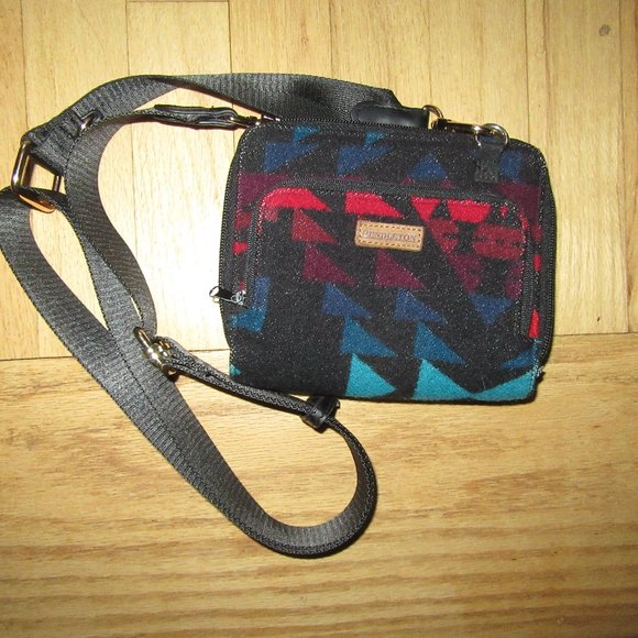 Pendleton | Bags | Pendleton Small Cross Body Bagazteczip Aroundnot ...